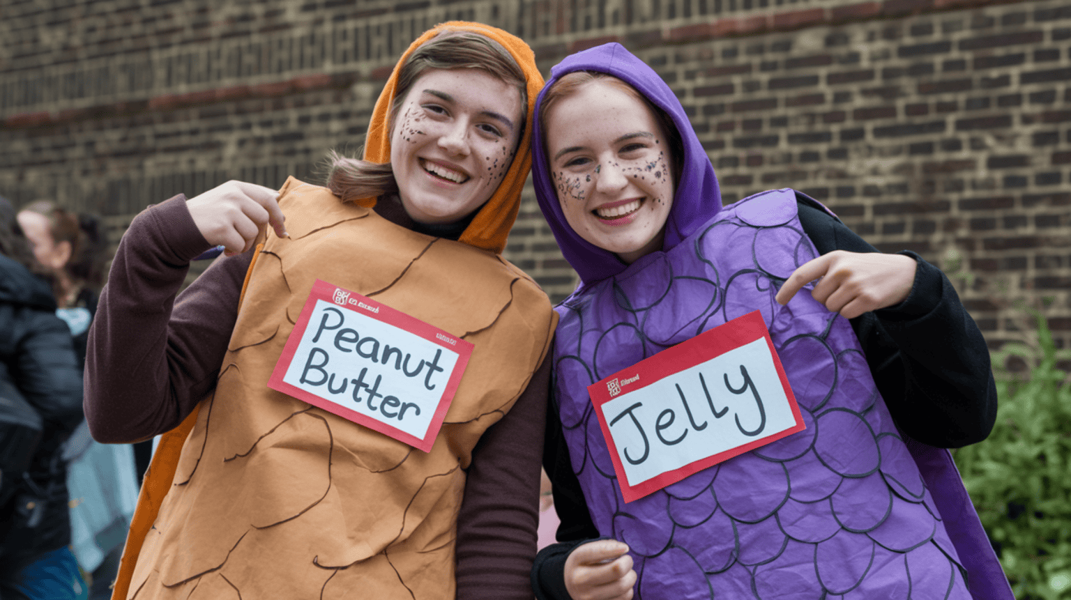 25 Genius Last Minute Costume Ideas for Halloween (2025) - The Easy ...